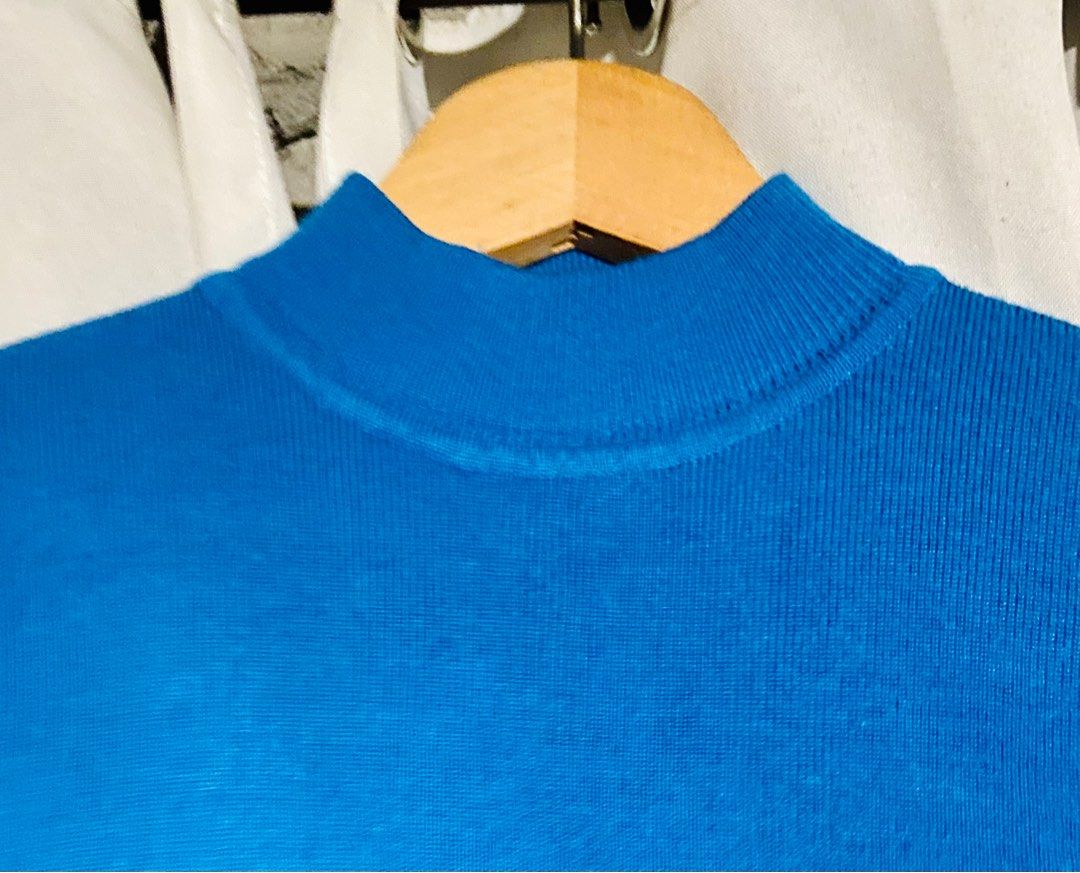 Blue Ribbed Turtle Neck, Women's Fashion, Tops, Sleeveless on Carousell