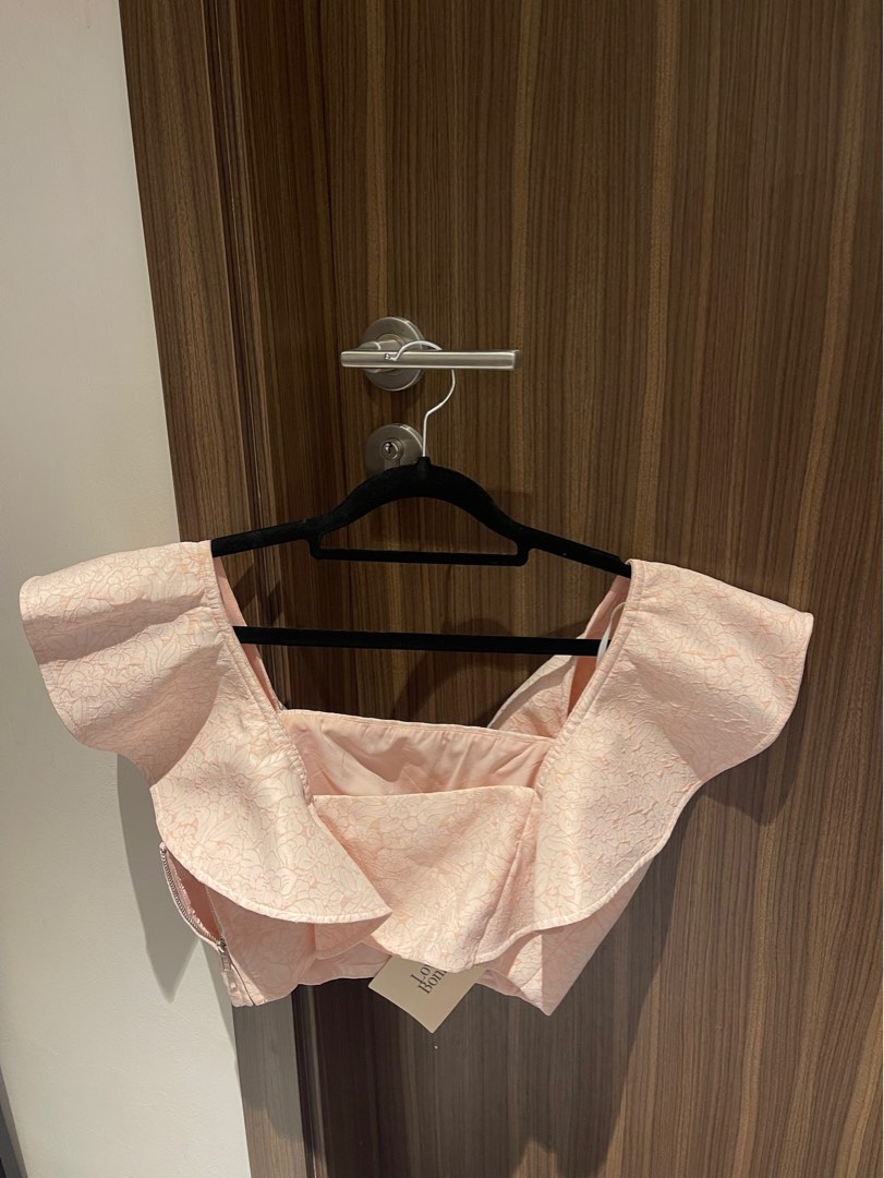 Brand New Top, Women's Fashion, Tops, Other Tops on Carousell