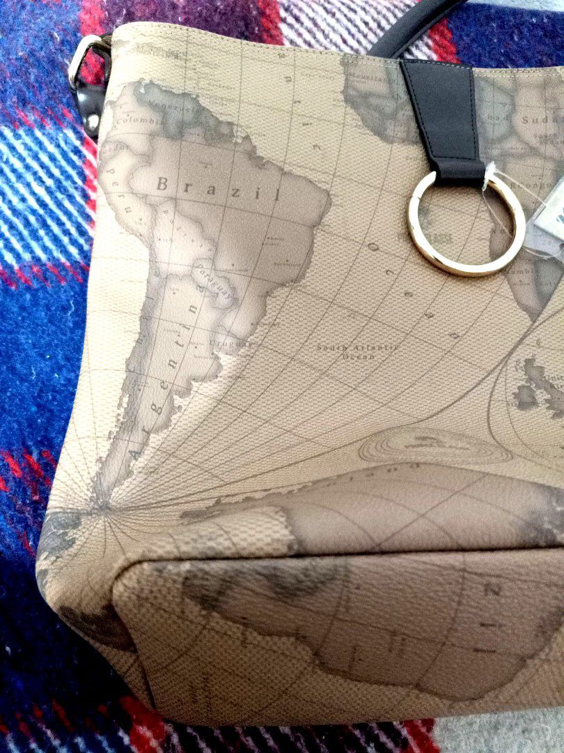 Prima Classe Map Bag (LP POSTED), Women's Fashion, Bags & Wallets ...
