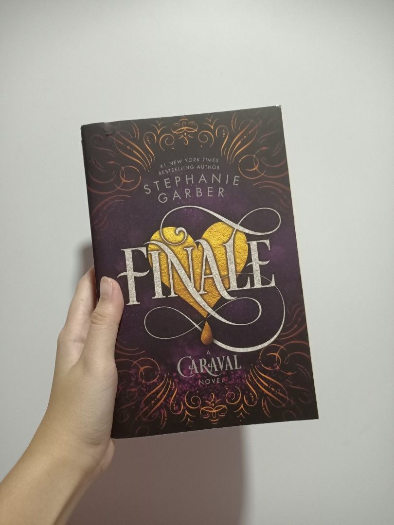 Caraval Trilogy: Caraval//Legendary//Finale by Stephanie Garber ...