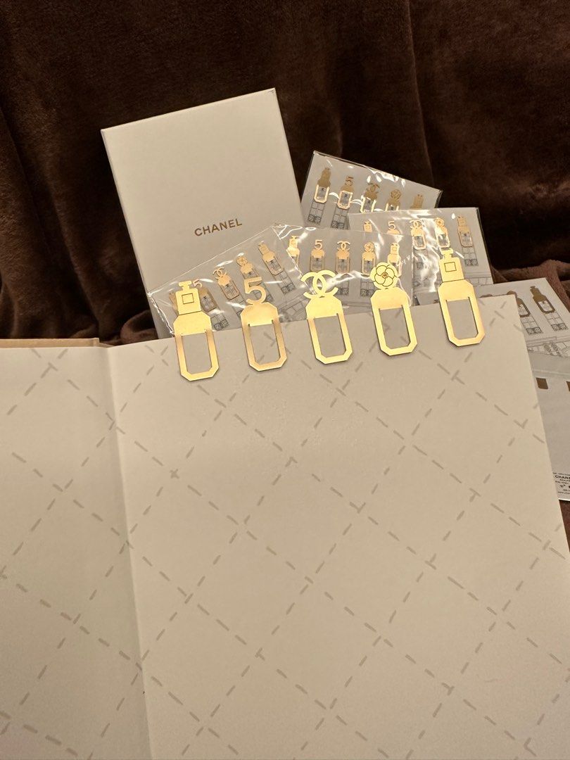 Chanel bookmark set, Beauty & Personal Care, Face, Makeup on Carousell