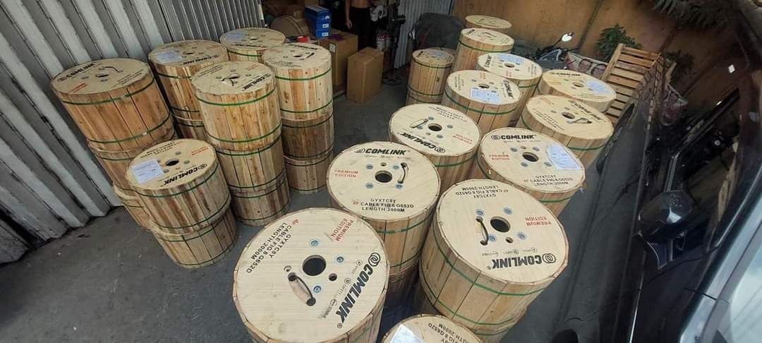 Comlink Fiber Optic Cable Figure 8, Computers & Tech, Parts ...