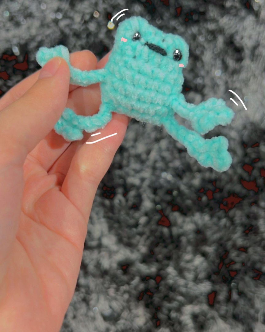 Crochet Mini Leggy Frog, Hobbies & Toys, Stationery & Craft, Handmade ...