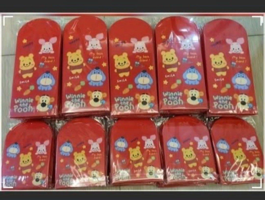 Cute pooh angbao, Everything Else on Carousell