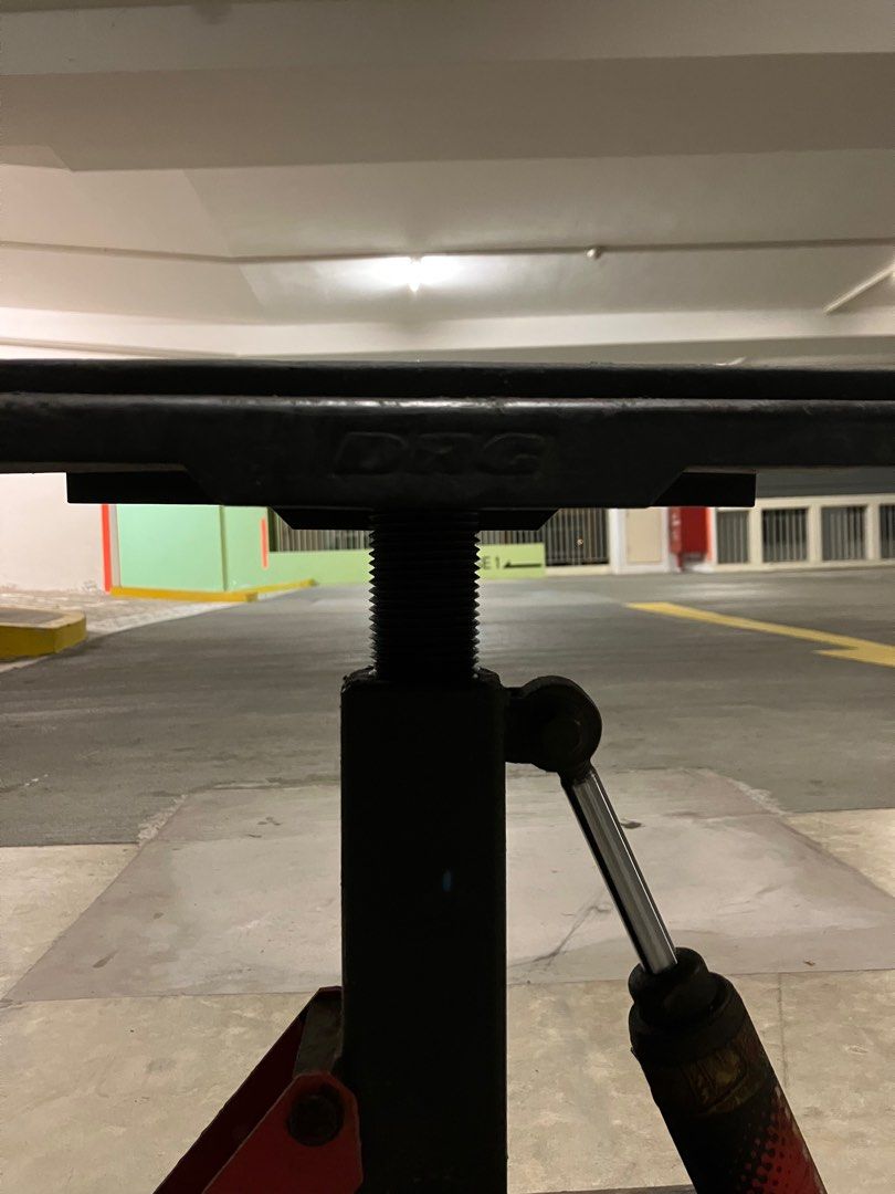 DRC Mx motorcycle stand lift, Motorcycles, Motorcycle Accessories on ...