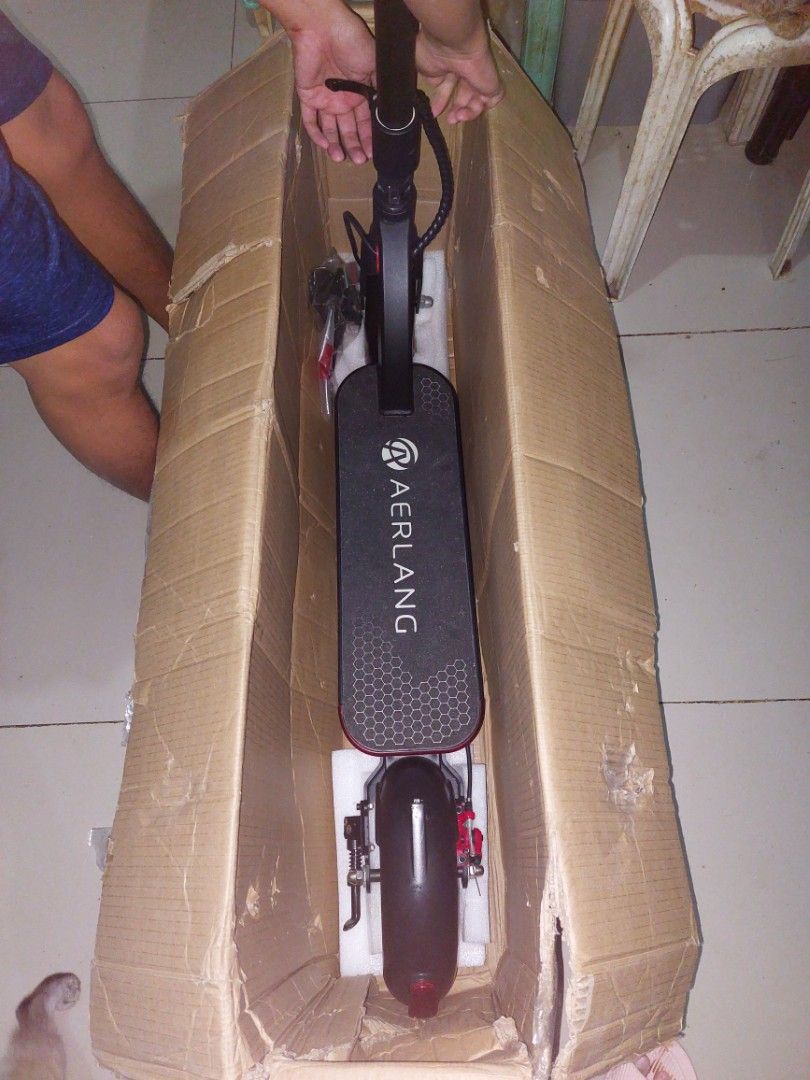 Ekstreme Electric Scooter Aerlang 8 Plus!, Sports Equipment, Sports ...