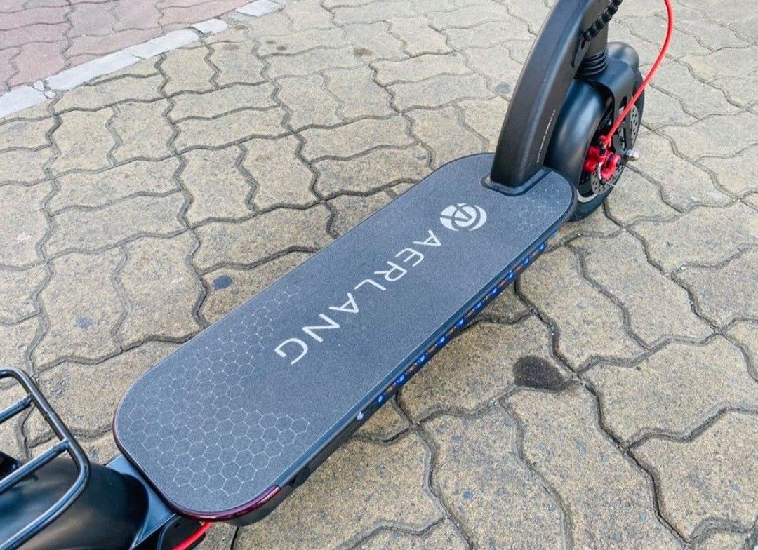 Ekstreme Electric Scooter Aerlang 8 Plus!, Sports Equipment, Sports ...