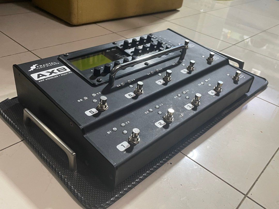 Fractal Audio AX8 with custom carbon fiber pedalboard, Hobbies & Toys ...