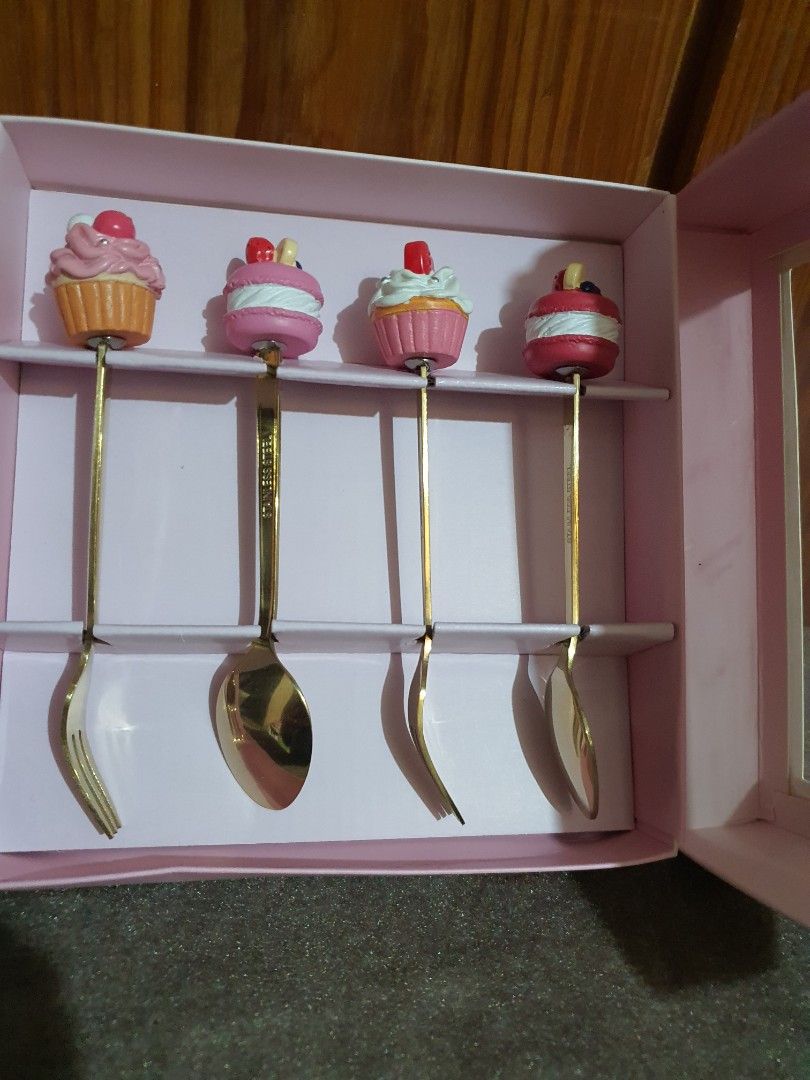 Francfranc Sweets Cutlery Set, Furniture & Home Living, Kitchenware ...