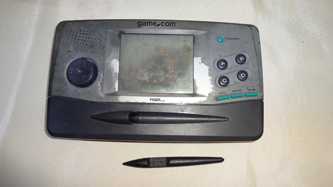 Game.com Handheld console manufactured by Tiger Electronics, Video ...