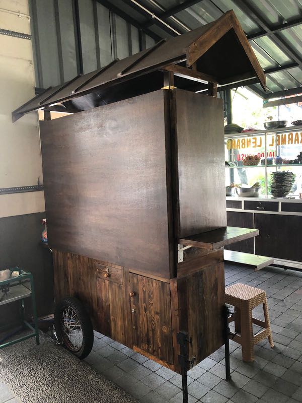 Gerobak Mie Kayu Top, Desain & Kerajinan Tangan, Lainnya di Carousell