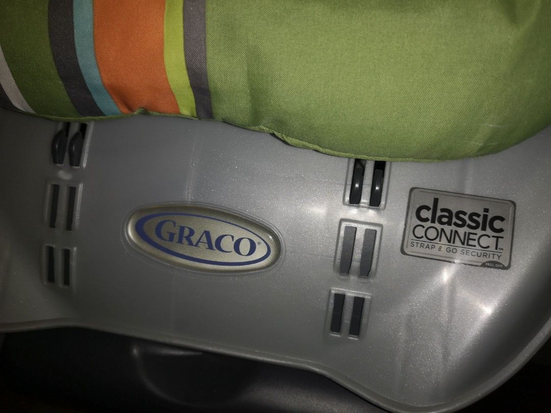 Graco Classic Connect Car Seat with Base, Babies & Kids, Going Out, Car ...