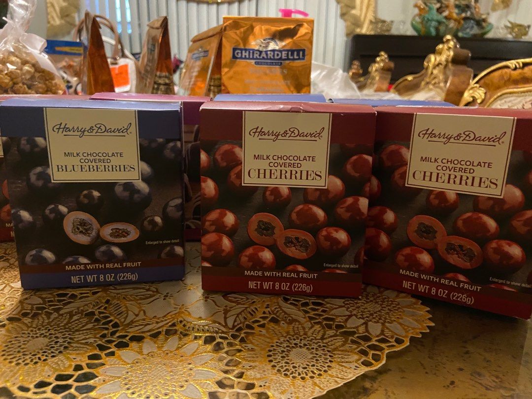 Harry and david chocolate, Food & Drinks, Other Food & Drinks on Carousell