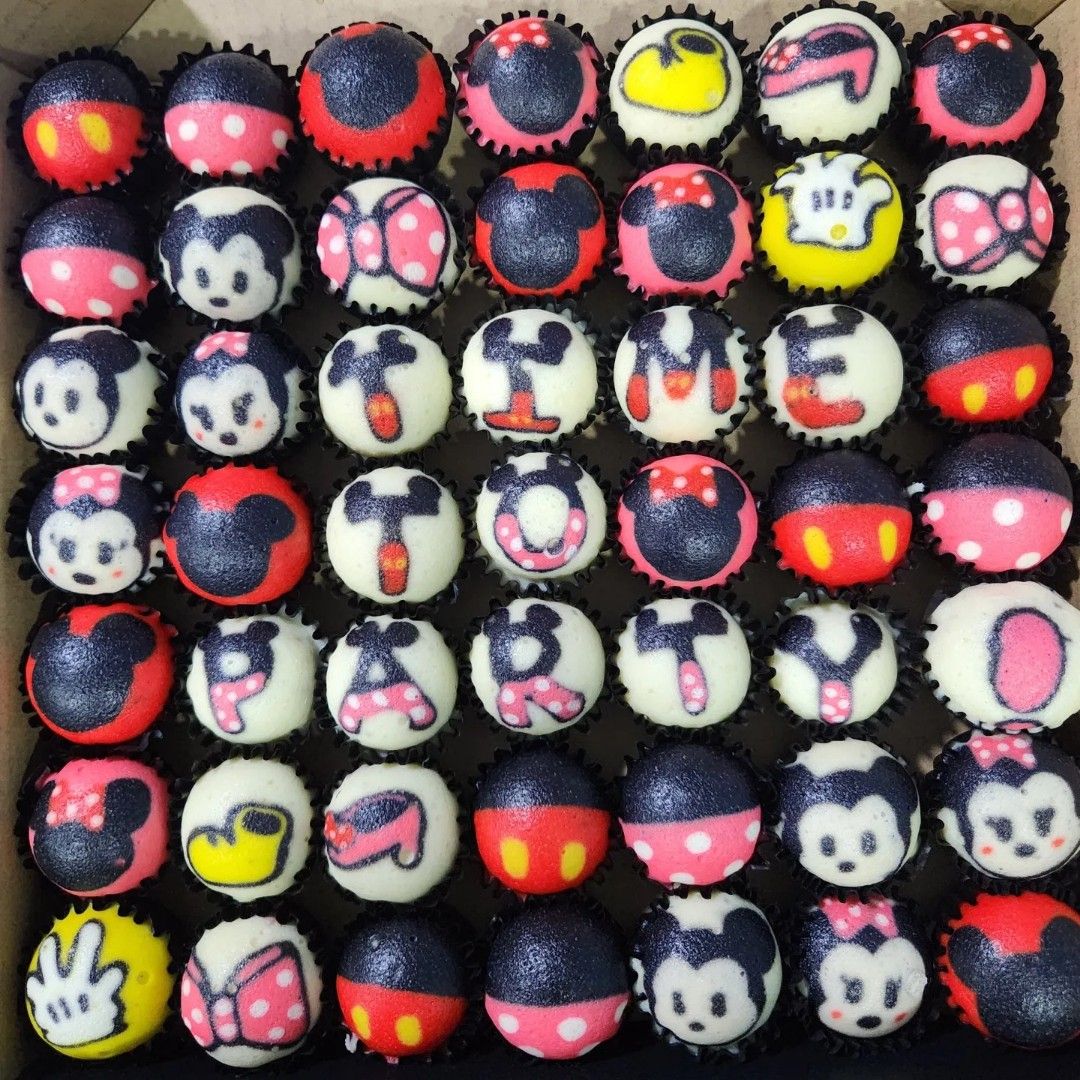Hello Kitty Mickey Minnie Mouse Blossom, Food & Drinks, Homemade Bakes ...