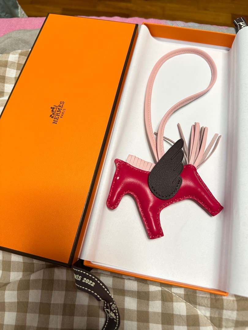 Hermes Rodeo Charm Hermes Pegasus PM in Framboise Sakura Pink Rouge ...