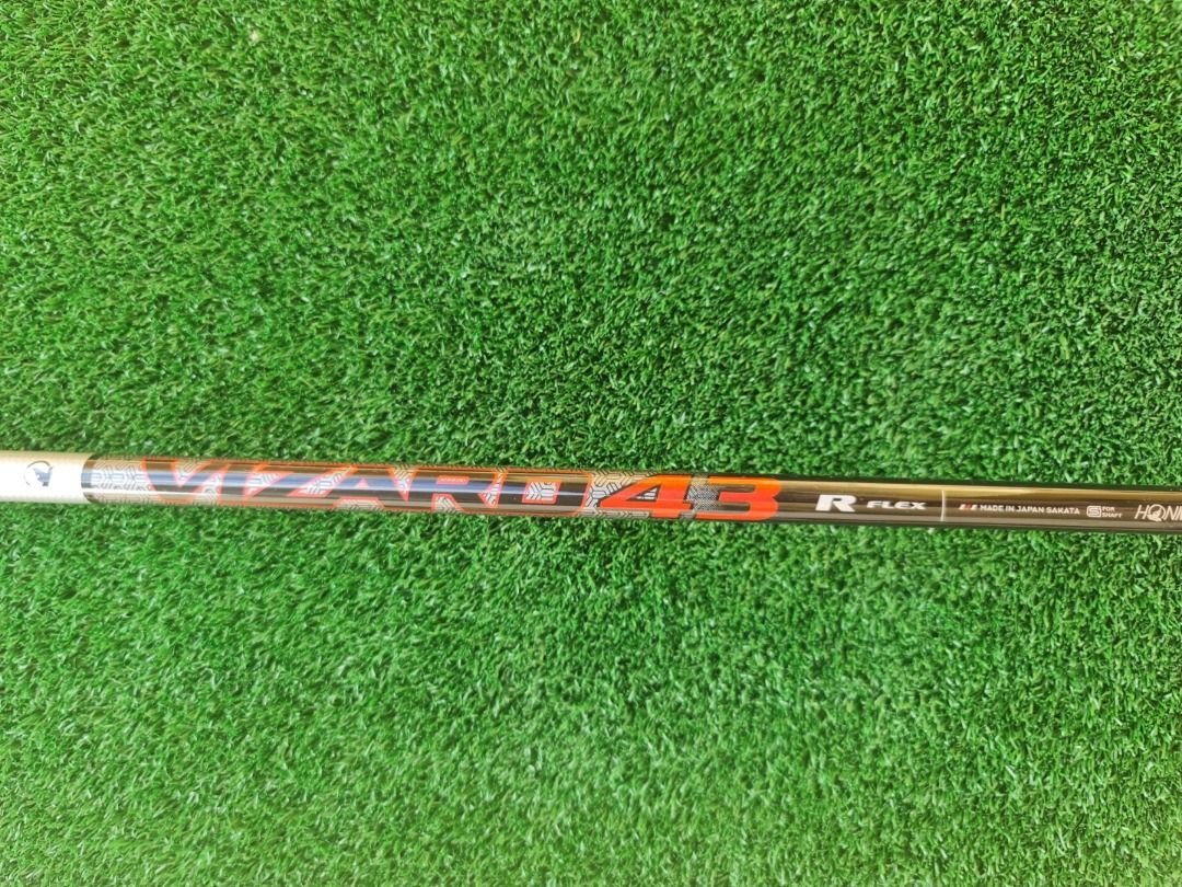 Honma Tour World XP-1 Golf Hybrid 5 Regular, Sports Equipment, Sports & Games, Golf on Carousell