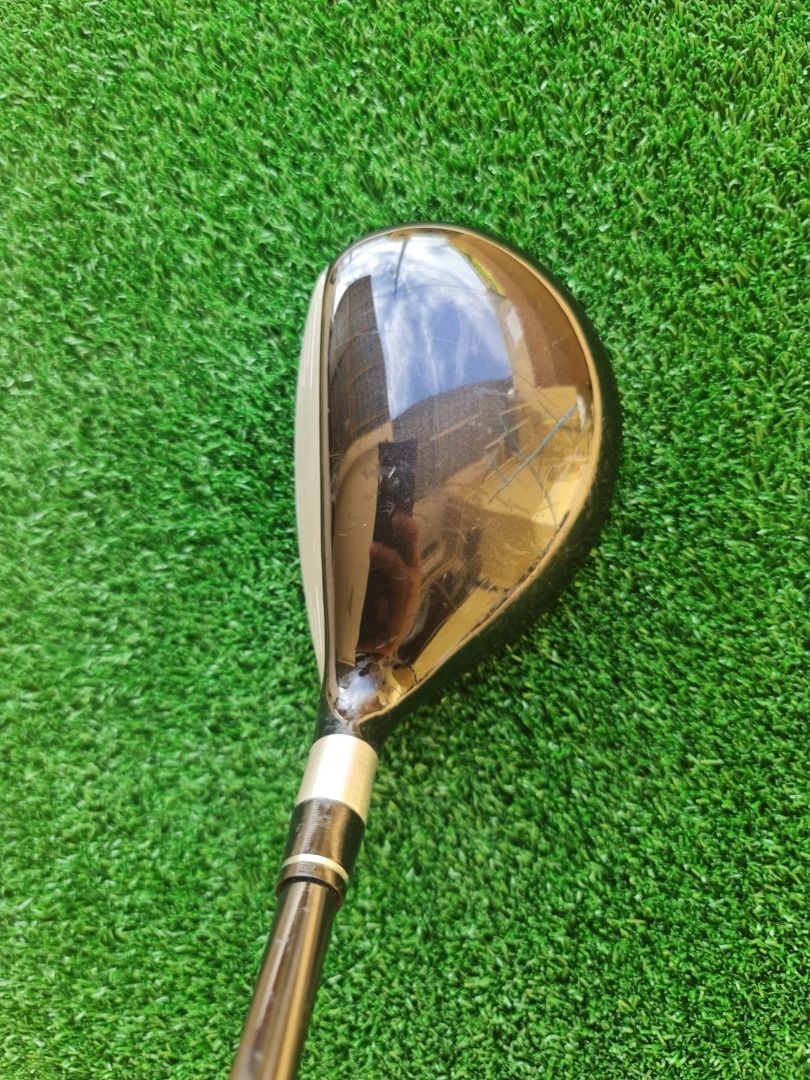 Honma Tour World XP-1 Golf Hybrid 5 Regular, Sports Equipment, Sports & Games, Golf on Carousell