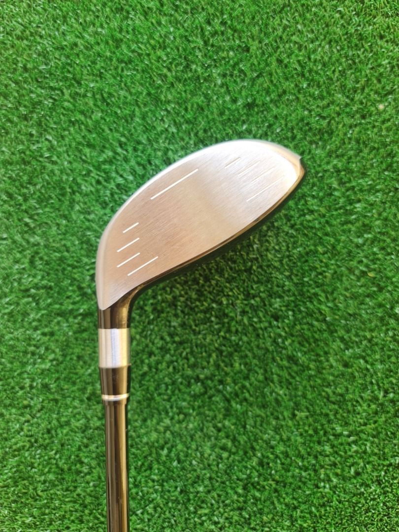 Honma Tour World XP-1 Golf Hybrid 5 Regular, Sports Equipment, Sports & Games, Golf on Carousell