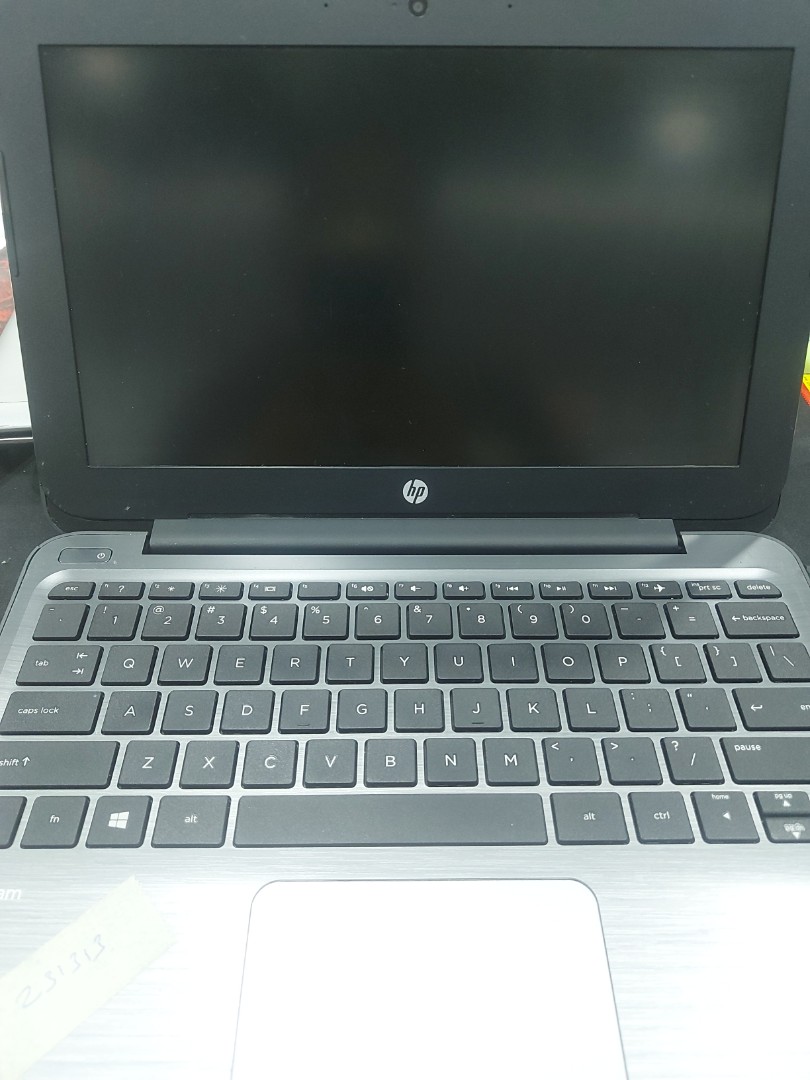Hp stream netbook laptop celeron 4g 64 ssd, Computers & Tech, Laptops ...
