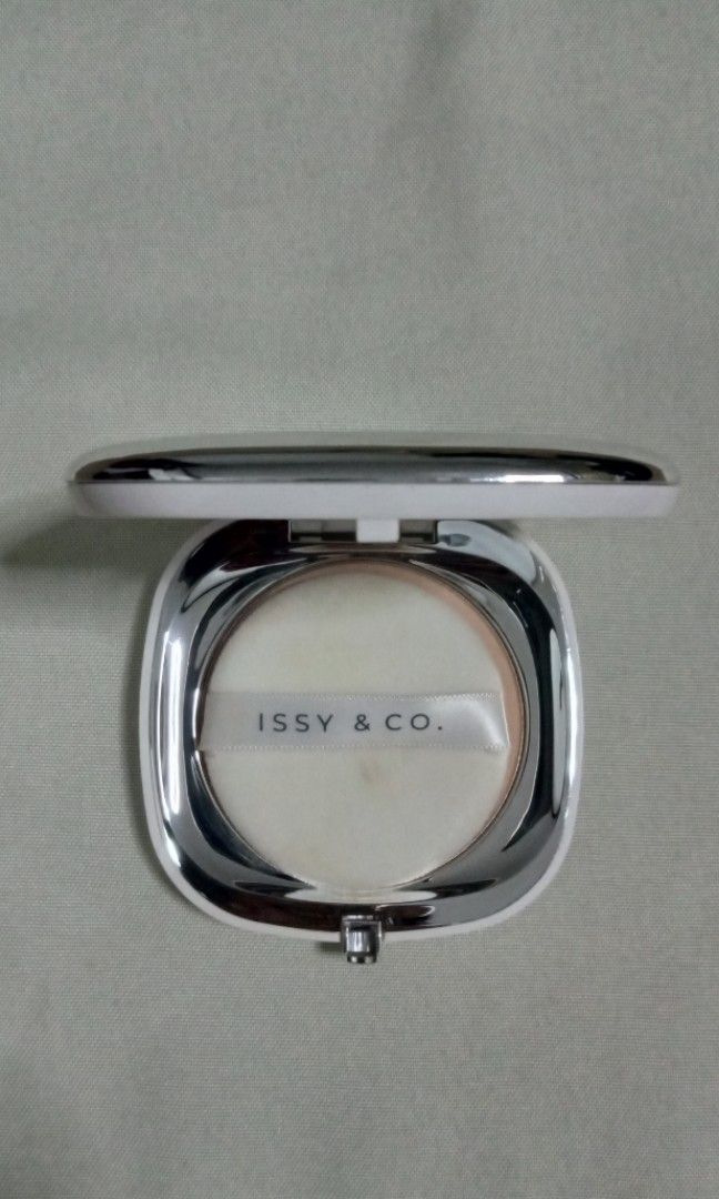 Issy and Co. True Flex Powder Foundation (Beech), Beauty & Personal ...