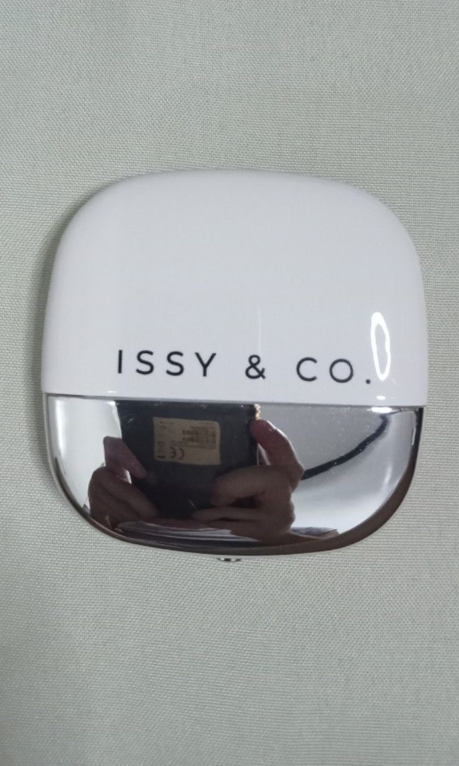 Issy and Co. True Flex Powder Foundation (Beech), Beauty & Personal ...
