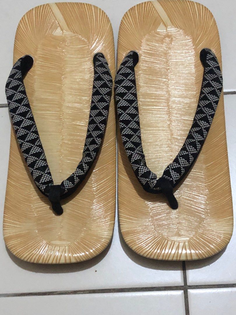 Japanese Slipper, Women's Fashion, Footwear, Flipflops and Slides on ...