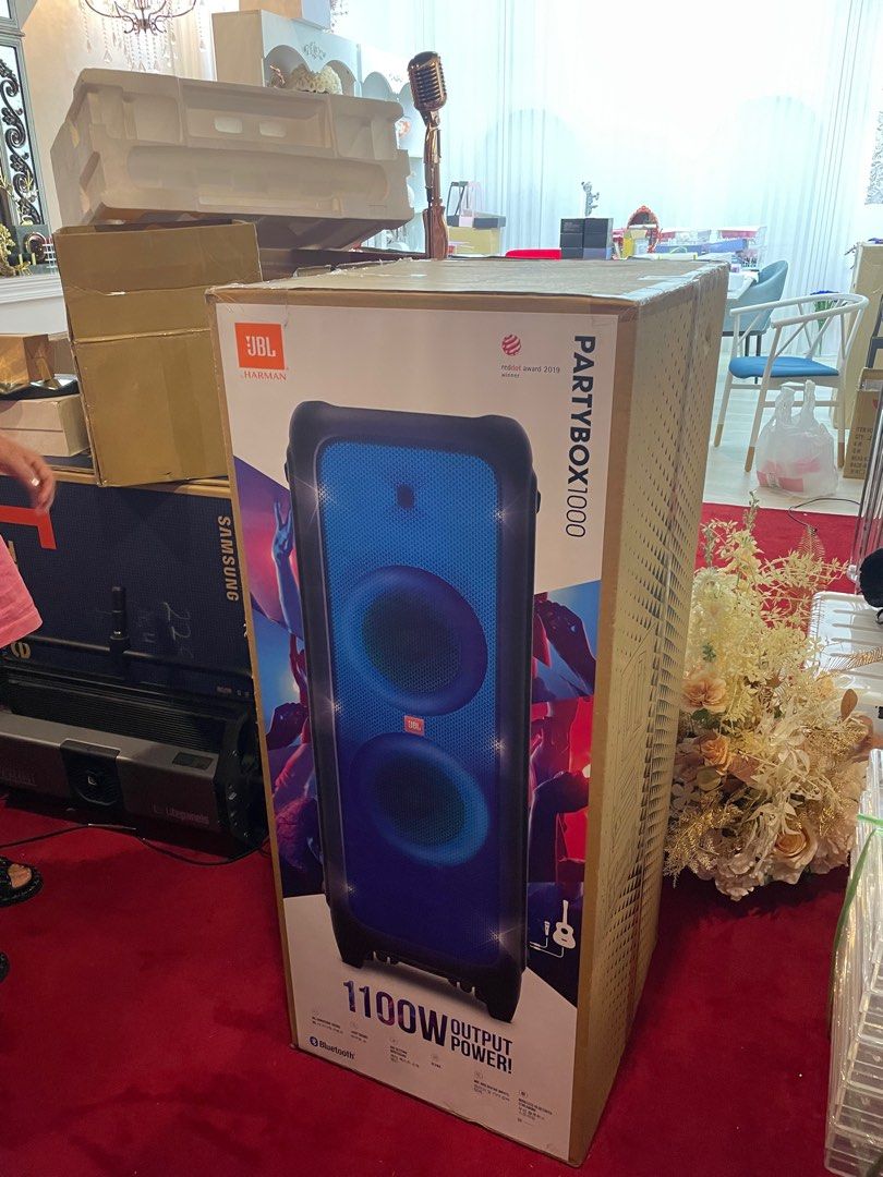 JBL party box 1000, Audio, Soundbars, Speakers & Amplifiers on Carousell