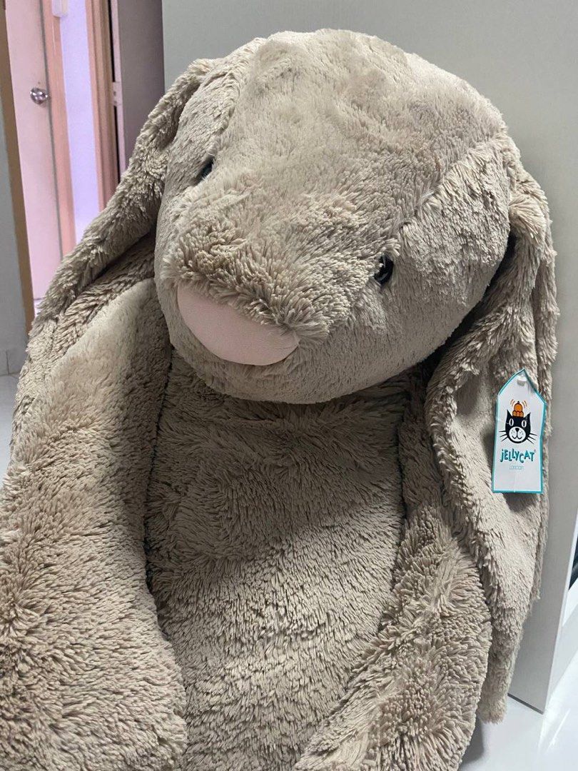 Jellycat Really Really Big Bashful Beige Bunny, Hobbies & Toys, Toys & Games on Carousell