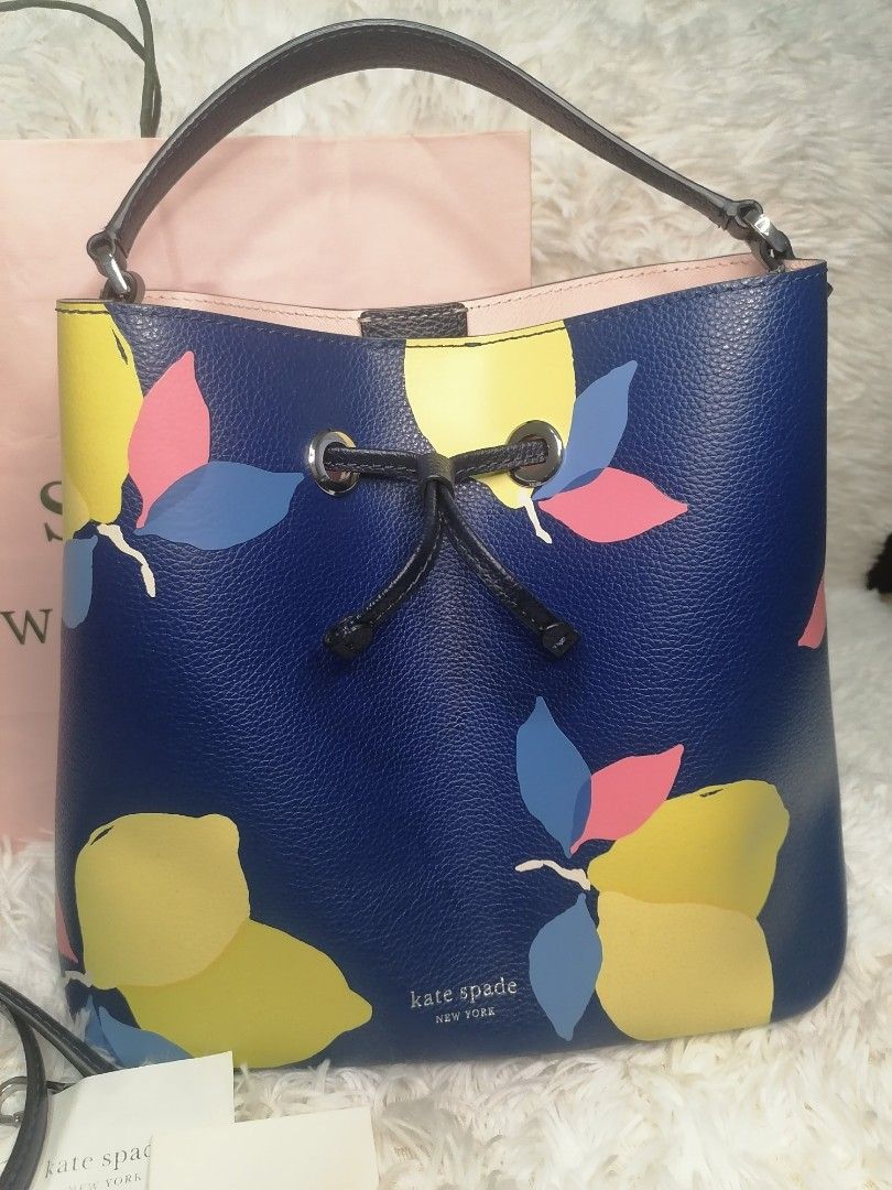Kate spade large bucket bag, Women's Fashion, Bags & Wallets, Shoulder ...