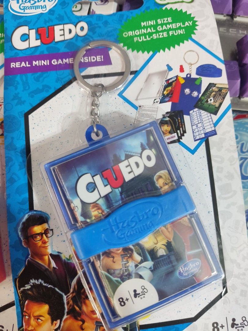 Keychain games Cluedo Guess Who, Hobbies & Toys, Toys & Games on Carousell