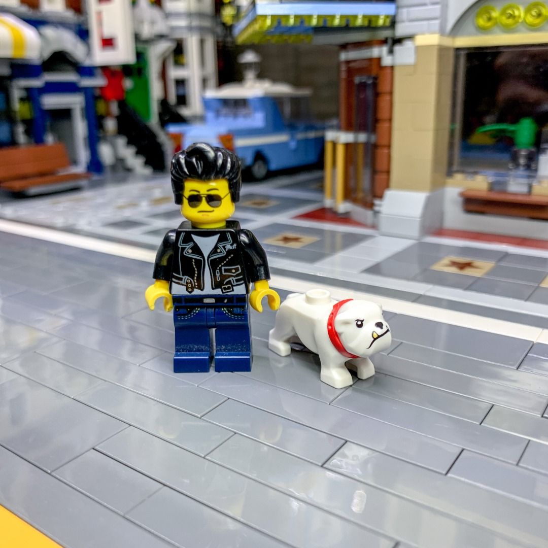 Lego Dog, Bulldog with Black Eyes, Nose and Mouth, Gold Tooth, and Red ...