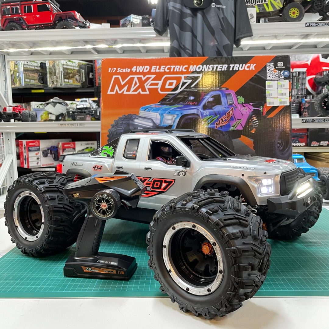 [LIKE NEW] ZD RACING HOBBYWING MAX 6 8S LARGE SCALE MX-07 RC MONSTER ...