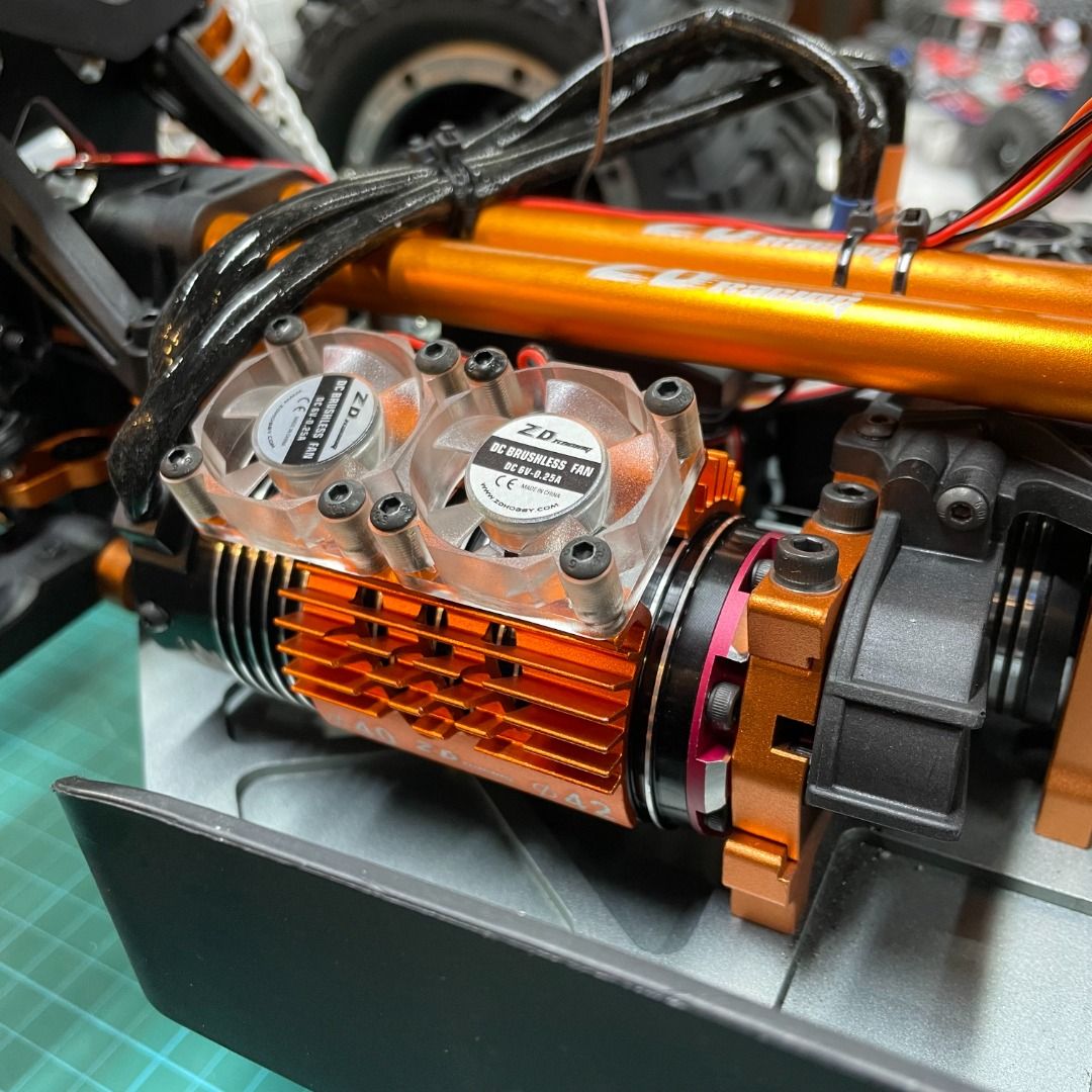 [LIKE NEW] ZD RACING HOBBYWING MAX 6 8S LARGE SCALE MX-07 RC MONSTER ...