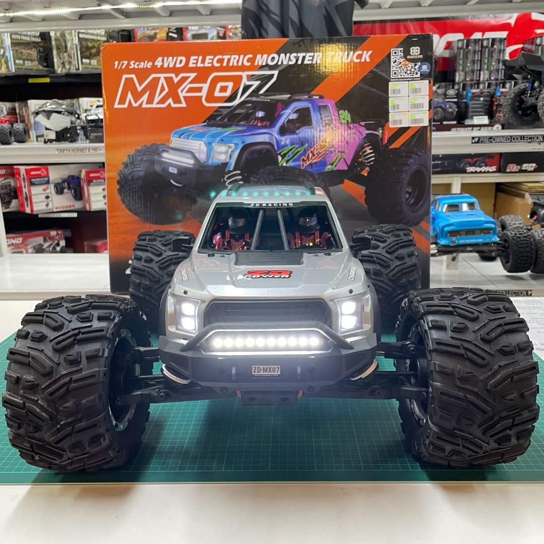 [LIKE NEW] ZD RACING HOBBYWING MAX 6 8S LARGE SCALE MX-07 RC MONSTER ...