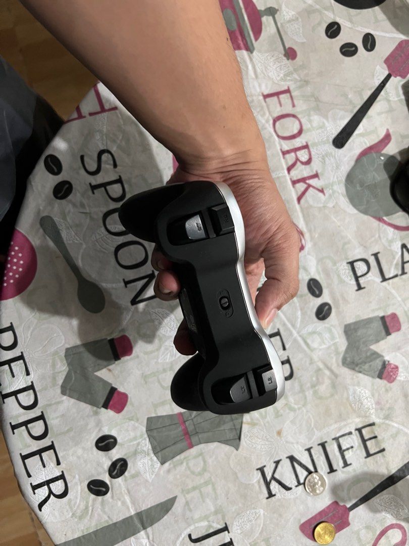 Logitech F710 controller, Video Gaming, Gaming Accessories, Controllers ...