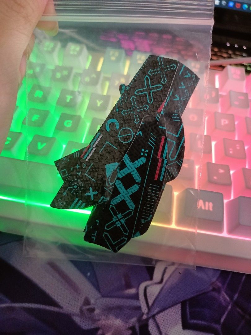Logitech Mouse Grip Tape Computers And Tech Parts And Accessories Mouse And Mousepads On Carousell