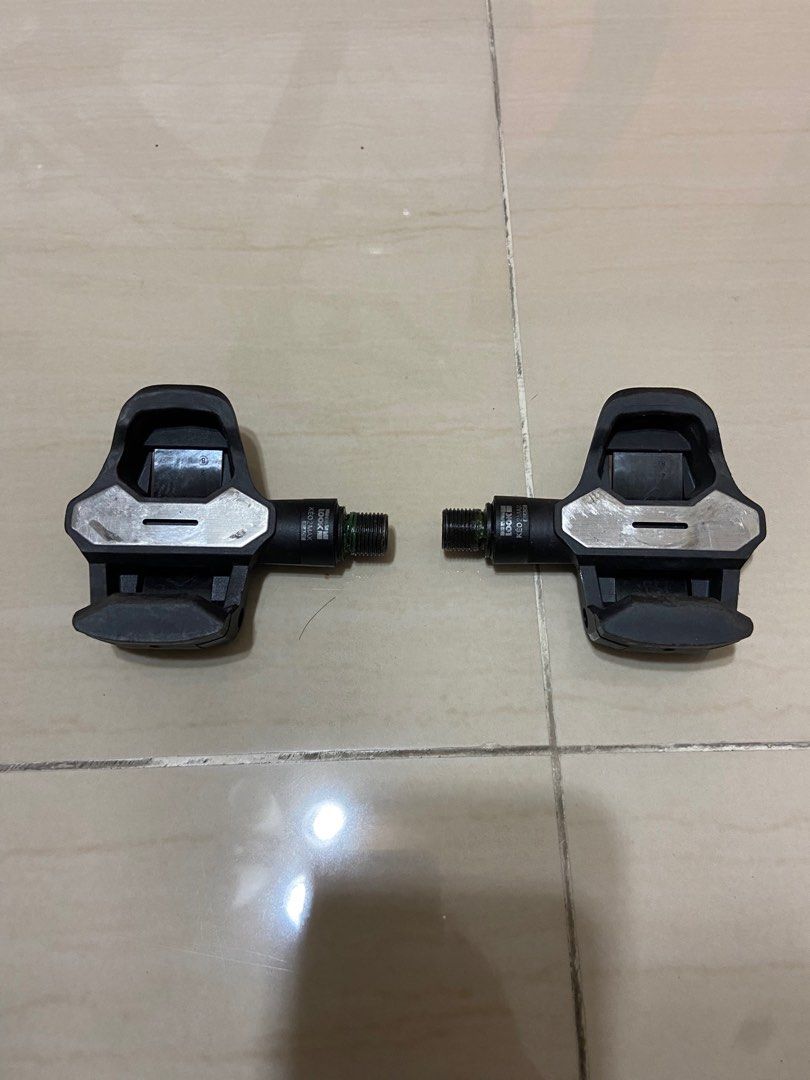 Look keo 2 max blade aero clipless pedals, Sports Equipment, Bicycles ...