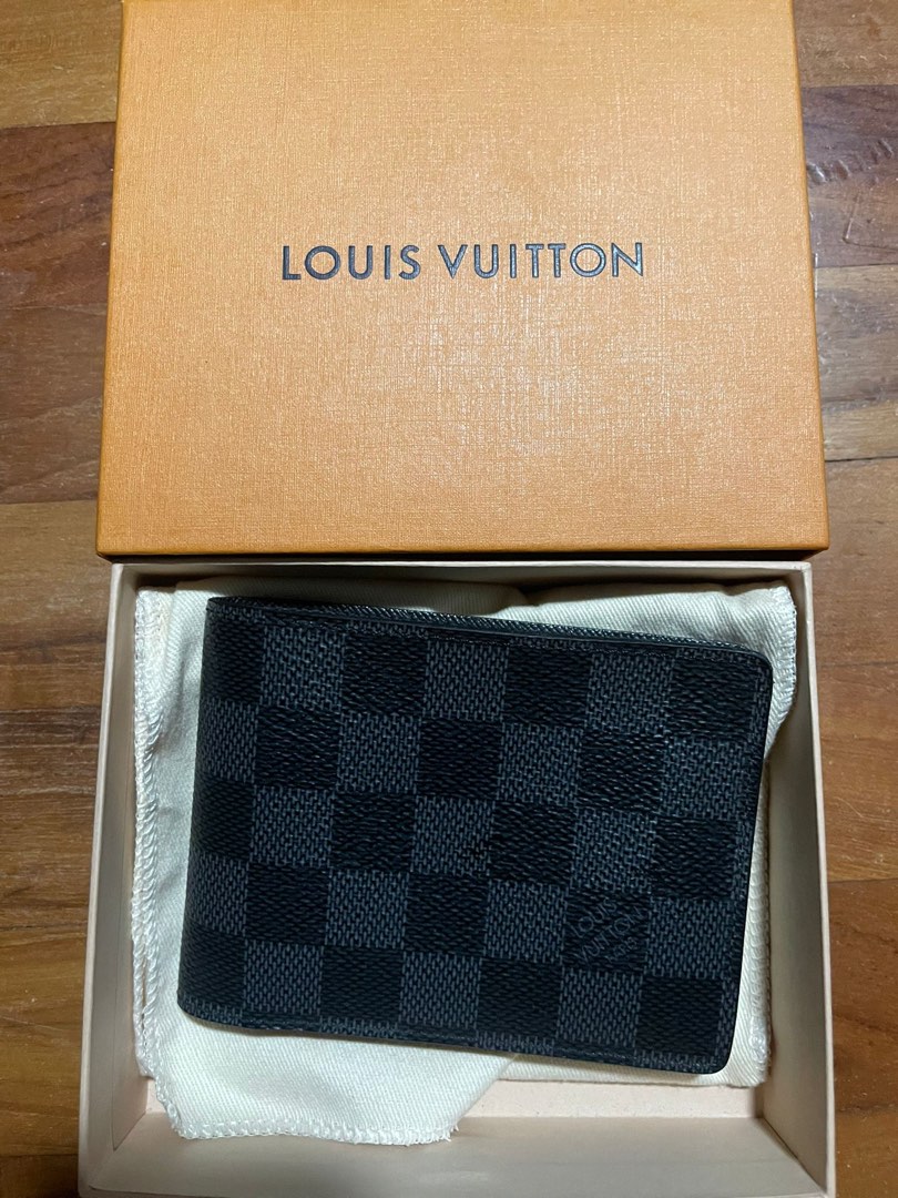LV Wallet Men, Luxury, Bags & Wallets on Carousell