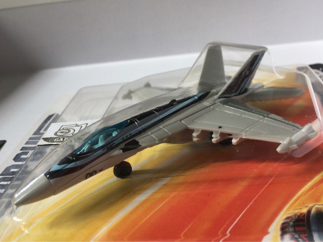 Matchbox Top Gun Maverick Boeing F/A-18 Super Hornet Hero, Hobbies ...