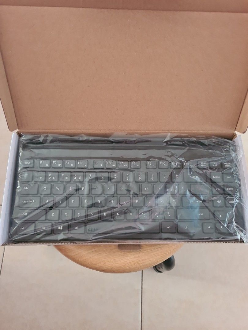 Miniso Multimedia Wireless Keyboard Computers And Tech Parts And Accessories Computer Keyboard On