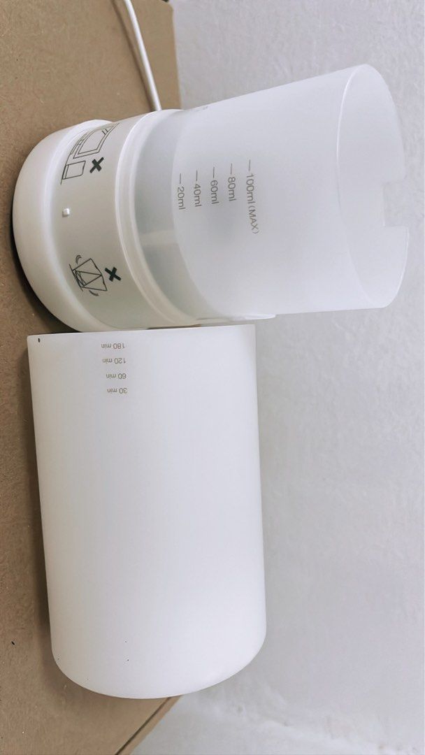 Muji Ultrasonic Aroma Diffuser & 2 essential oil, TV & Home Appliances ...