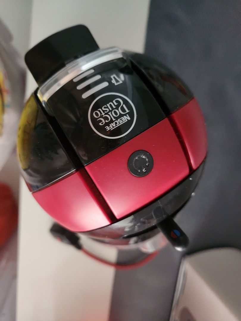 Nescafe Dolce Gusto Mini Me coffee machine, TV & Home Appliances ...