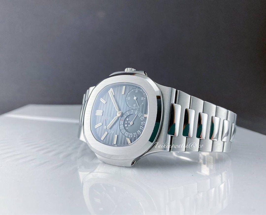 Patek Philippe Nautilus PP5712/1A, Luxury, Watches on Carousell