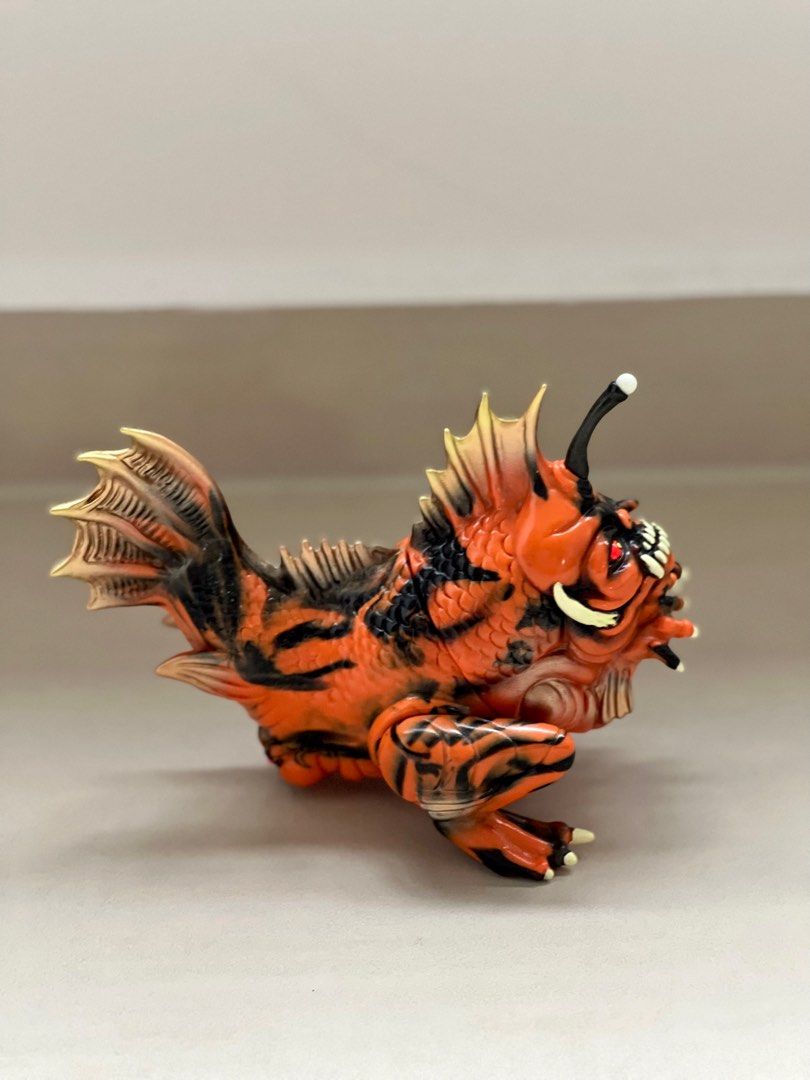 Paul Kaiju Biterfish Kaiju Sofubi, Hobbies & Toys, Toys & Games on ...