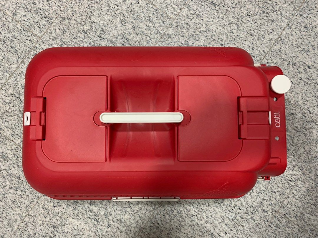 Pet safety crate, Pet Supplies, Homes & Other Pet Accessories on Carousell