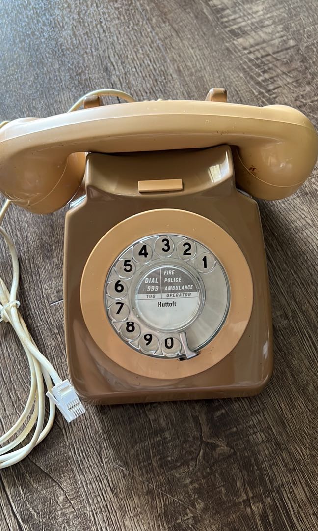 Retro vintage rotary dial phone, Hobbies & Toys, Memorabilia ...