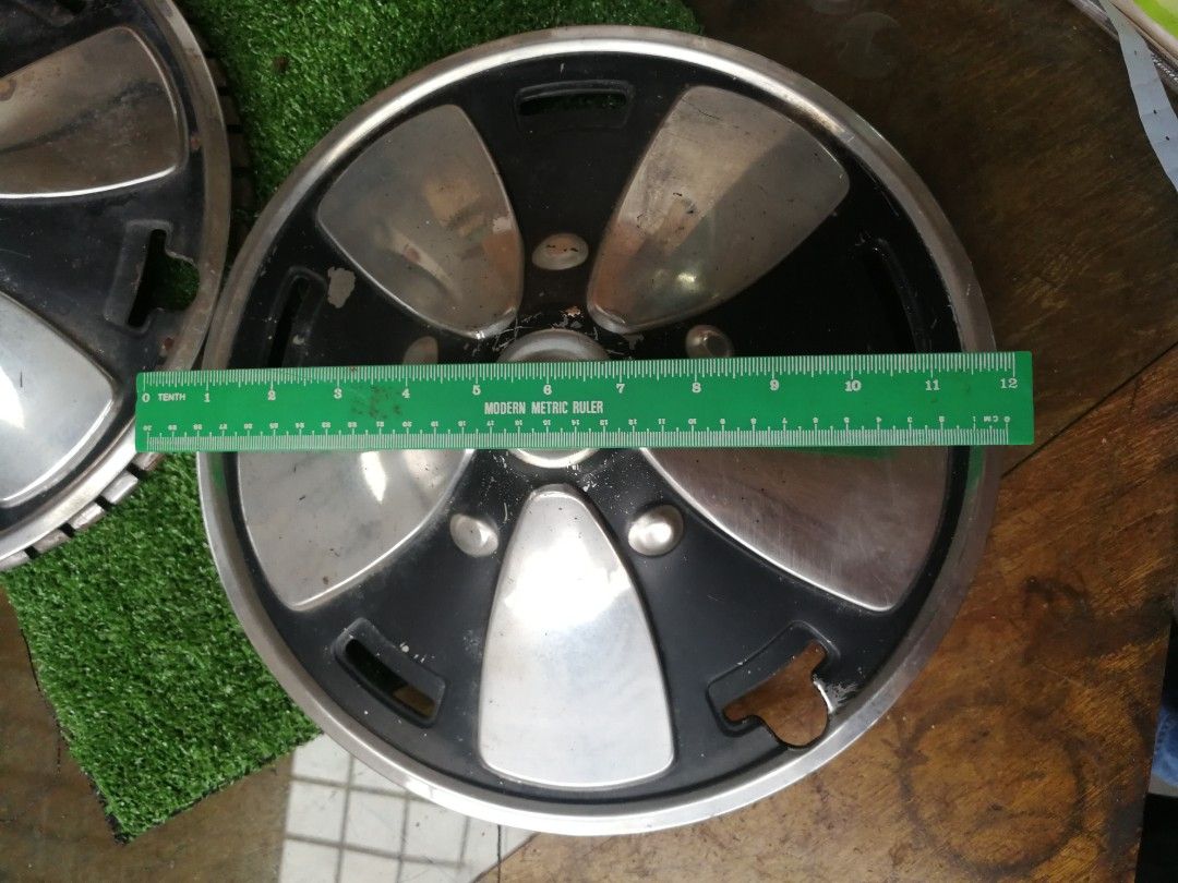 Rim besi kereta lama, Hobbies & Toys, Collectibles & Memorabilia ...