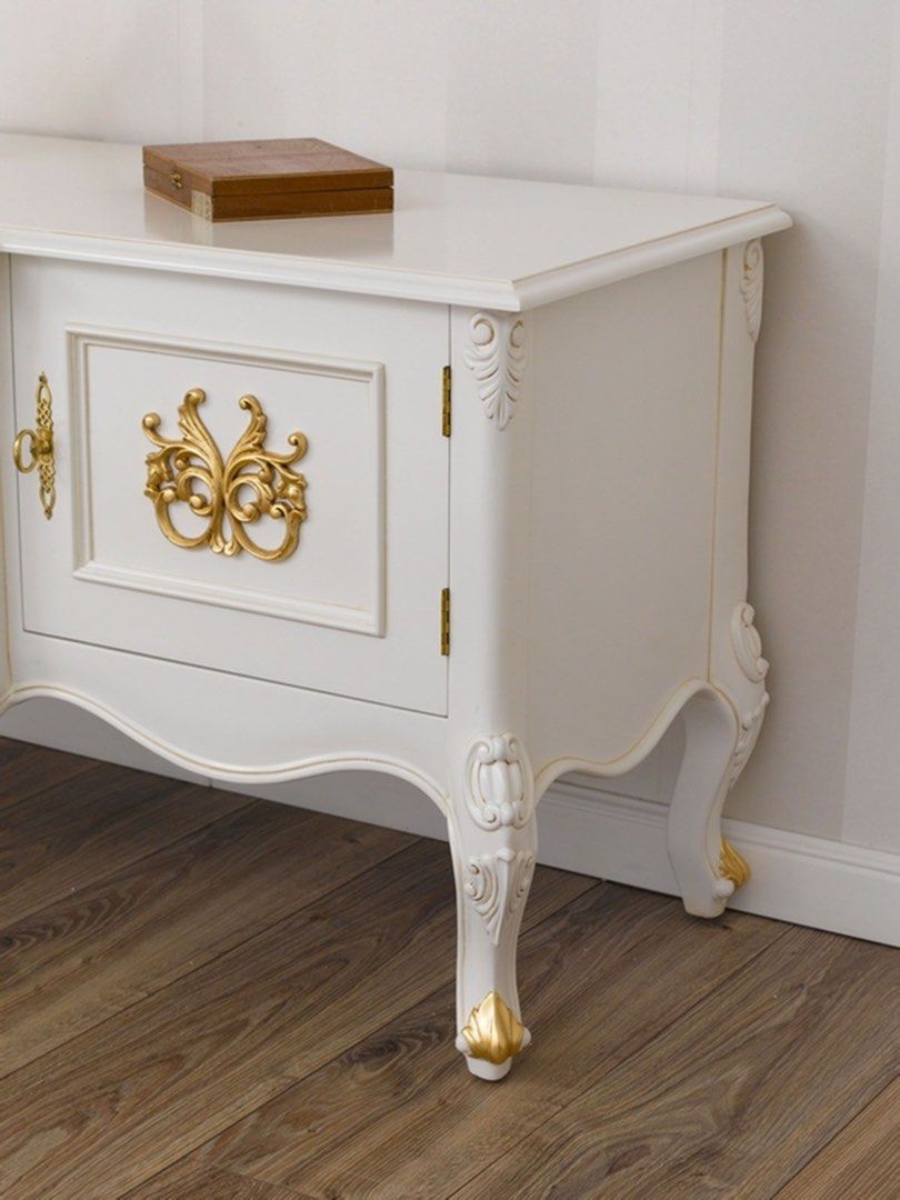 ROWAN Victorian TV Console Cabinet, Furniture & Home Living, Furniture ...