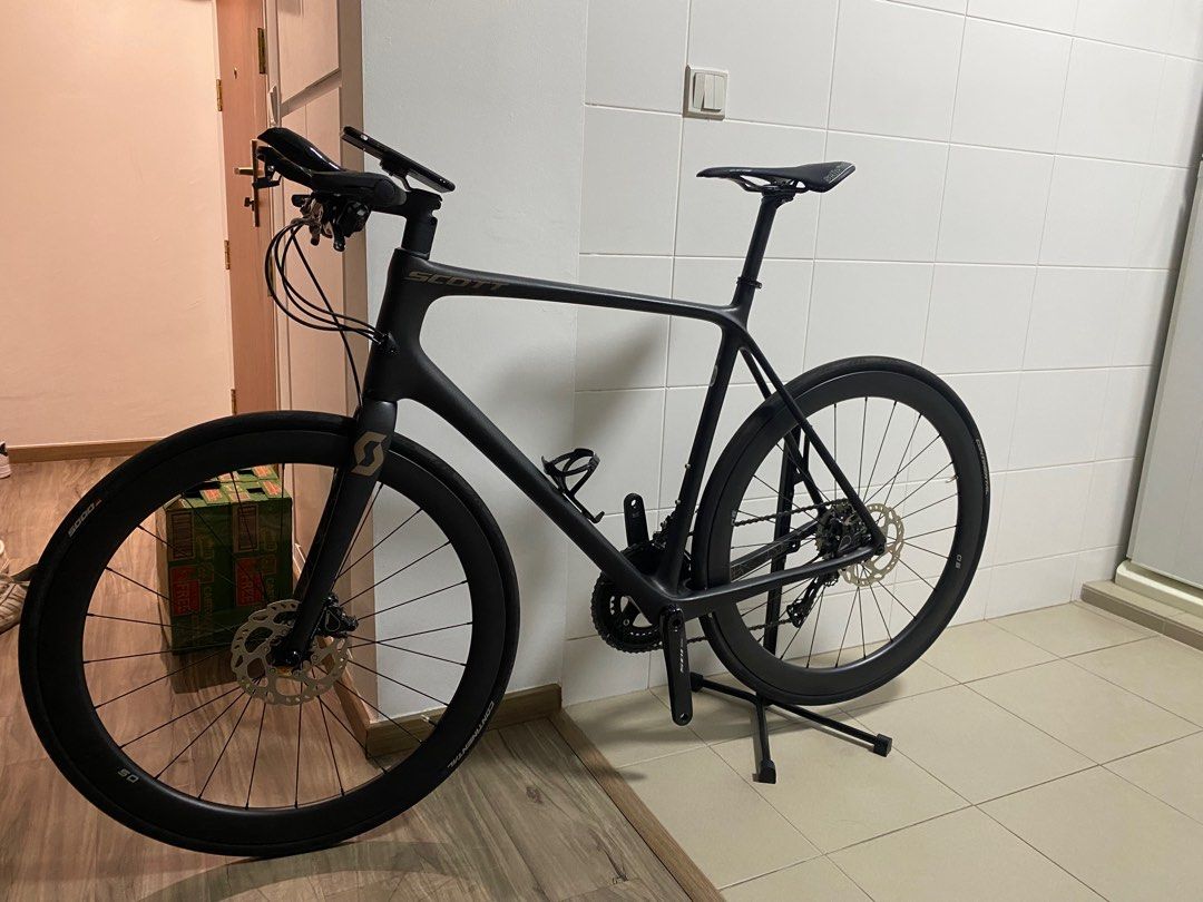 Scott Metrix 10 Carbon Hybrid Road, Sports Equipment, Bicycles & Parts ...