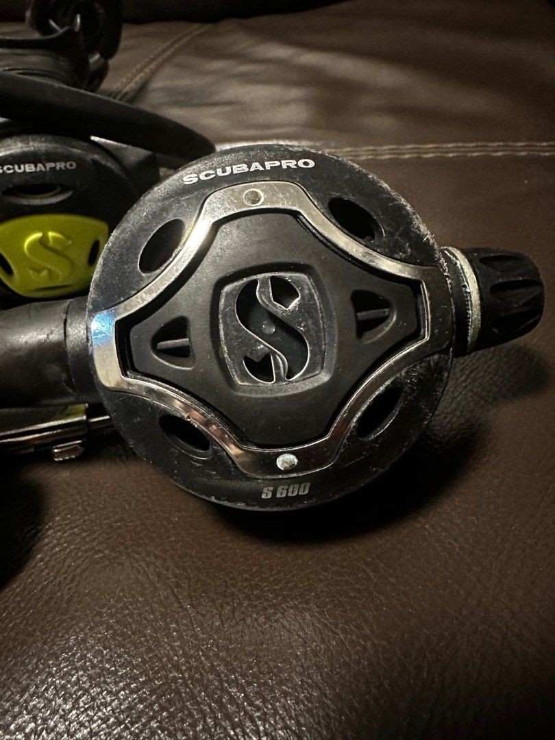 Scuba Pro mk25 Reg set, Sports Equipment, Other Sports Equipment and ...